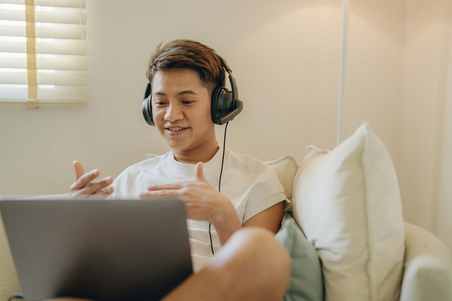 7 Ways to Support Your Non-Binary Colleagues - Included Health